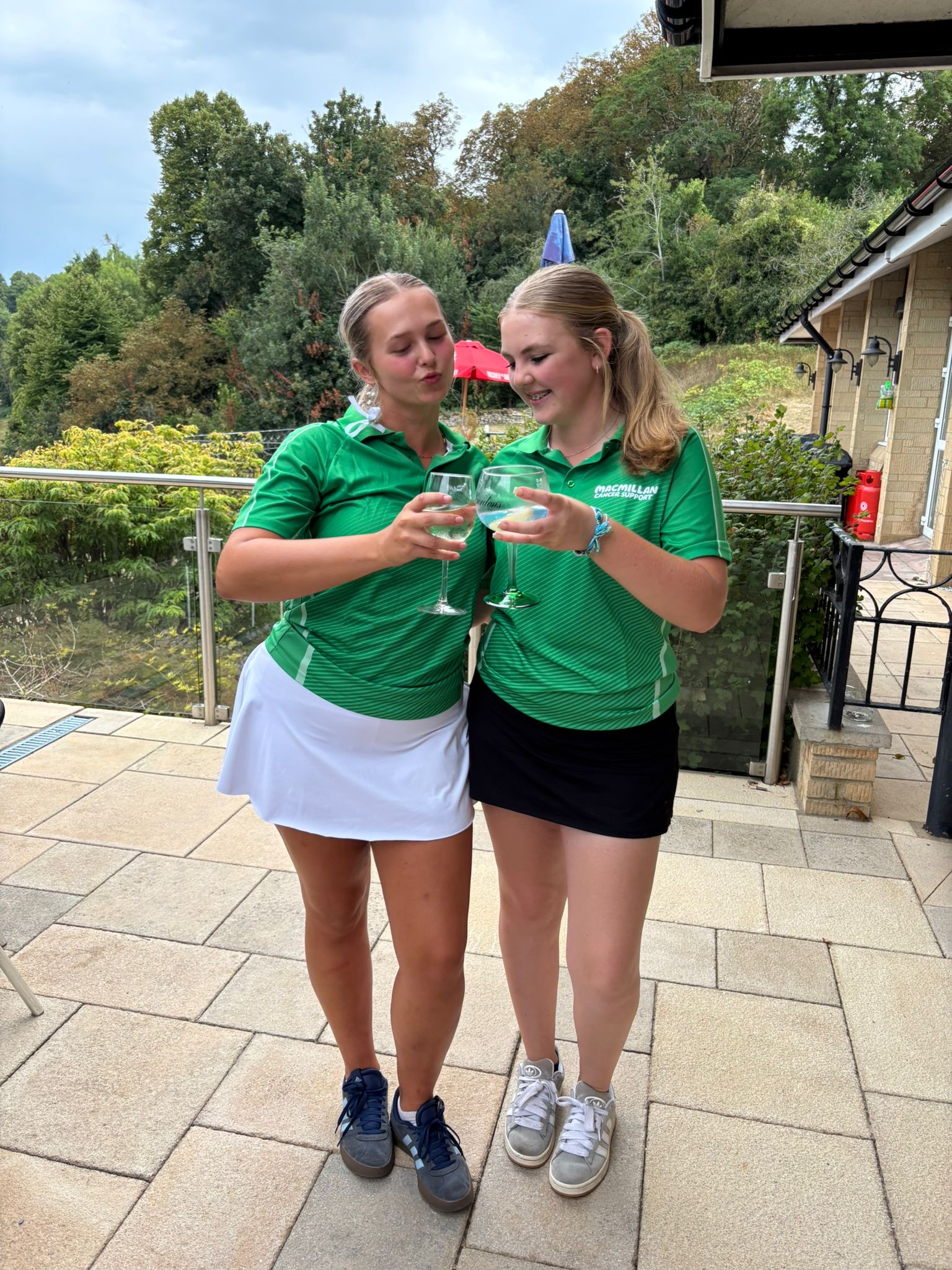 Par-Tee Gals | Longest Day Golf | Macmillan Cancer Support